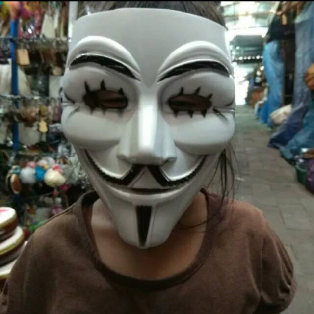 Jual TOPENG ANONYMOUS VENDETTE GUY FAWKES BAHAN PLASTIK MAINAN MURAH ...