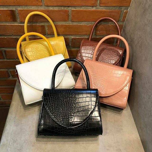 Jual TAS C*k CROC EFFECT TOP HANDLE BAG | Shopee Indonesia