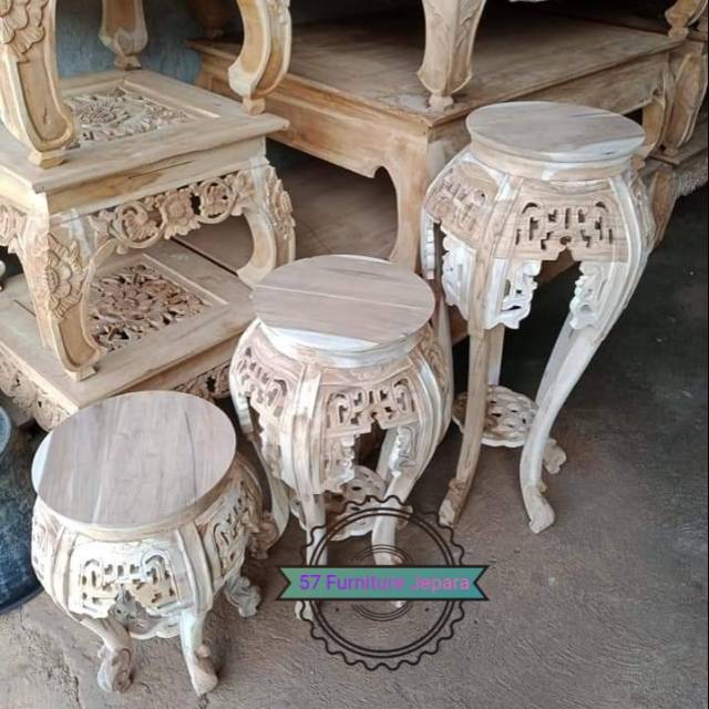 Jual Meja hias jati - 1 set meja pot bunga ukir jati Jepara - mentahan ...