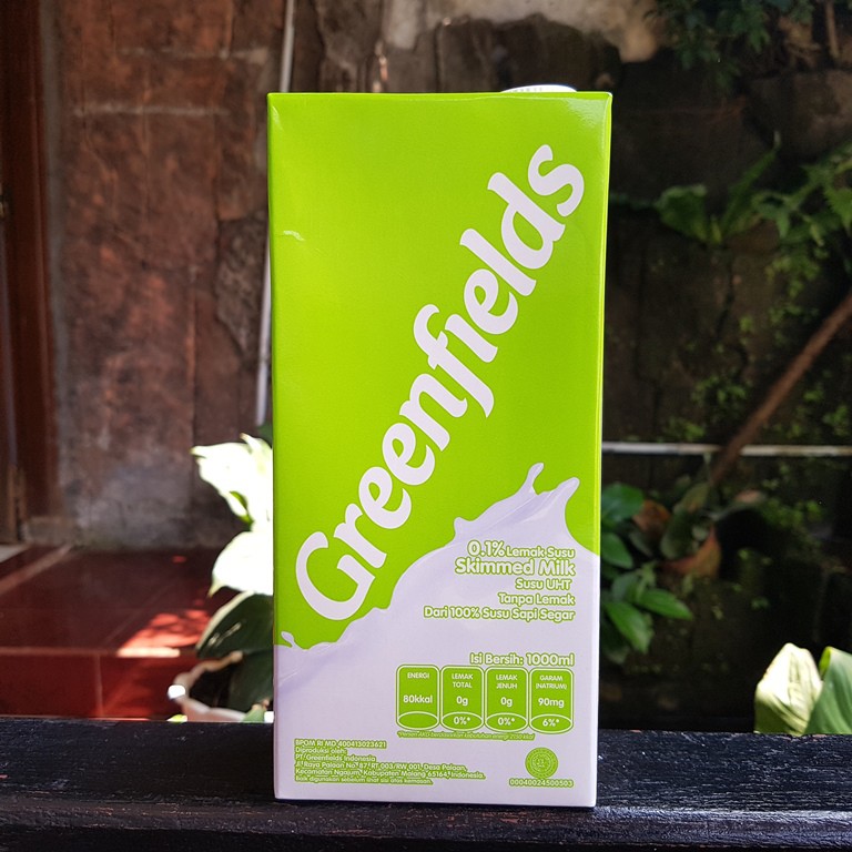Jual Susu UHT Greenfields Skimmed Milk isi 1 Liter | Shopee Indonesia
