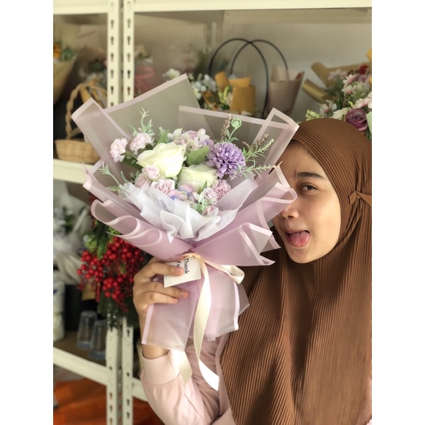 Jual lilac Buket flower bouquet bunga artificial | Shopee Indonesia