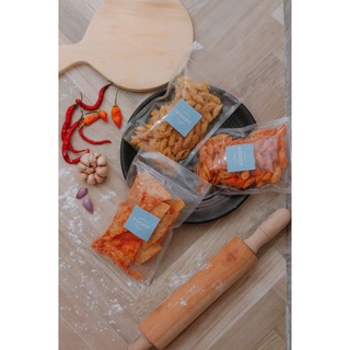 Jual CEMILAN RINGAN JAJANAN RINGAN SNACK WARUNG KERIPIK LUMPIA KERIPIK ...