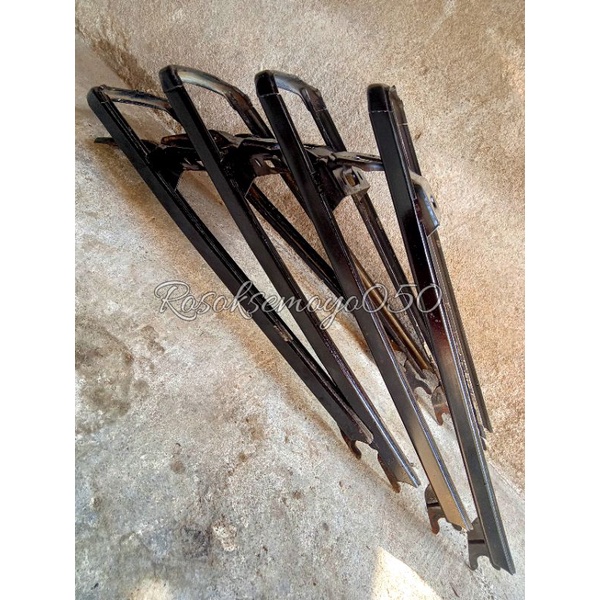 Jual Lis body belakang gl max gl pro original bekas copotan Lis box gl ...