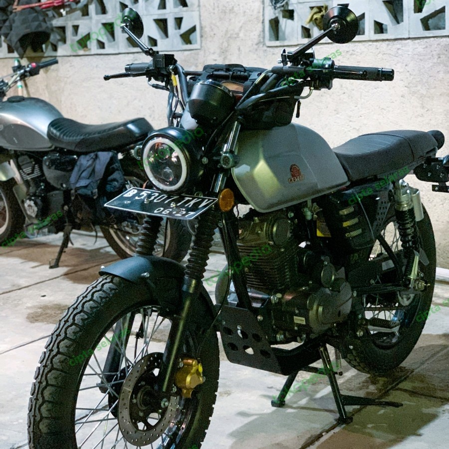 Jual Skidplate Motor Benelli Motobi 152 custom PnP Almunium | Shopee ...