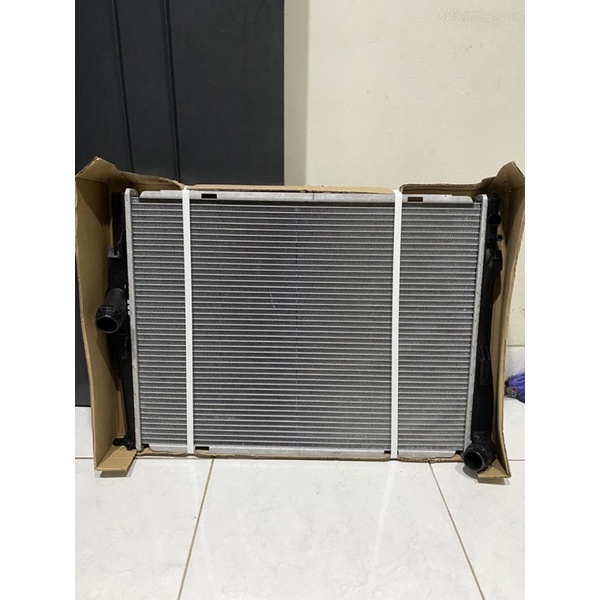 Jual RADIATOR BMW E90 320i 2005 2006 2007 2008 2009 2010 2011 2012 ...