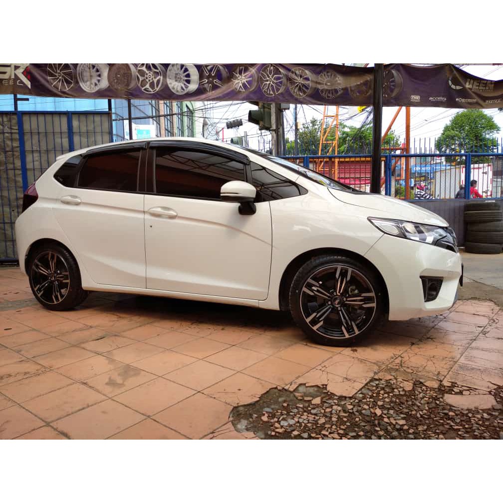 Jual Paketan velg plus ban HSR RING 17 MODIFIKASI Honda Jazz | Shopee ...