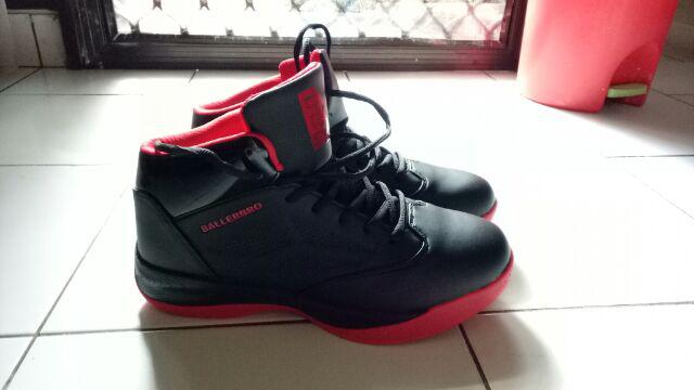 Sepatu Basket BALLERBRO BB1 | Shopee Indonesia