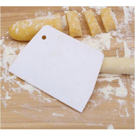 Jual Scraper Putih Polos Besar Pemotong Adonan Dough Roti Donat 9x13 cm ...