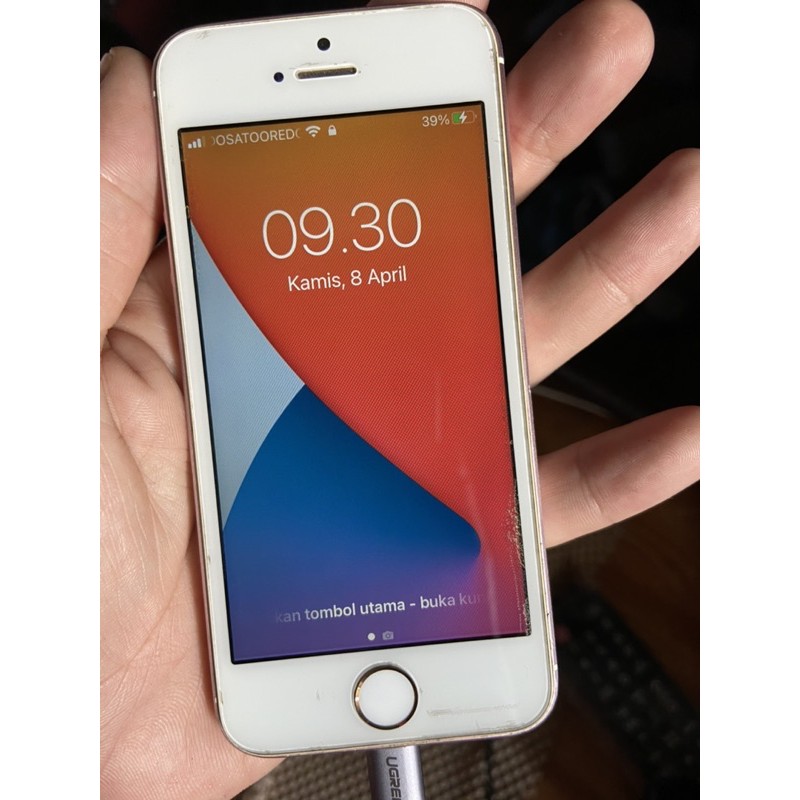 Jual iphone SE 2016 64gb Indonesia|Shopee Indonesia