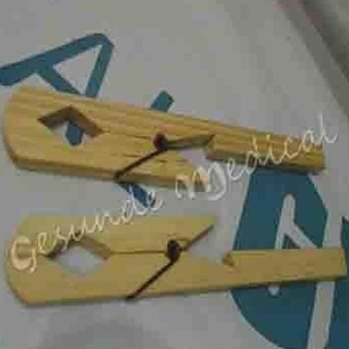 Jual Alat Penjepit Tabung Reaksi Peralatan Laboratorium Kayu Penjepit ...