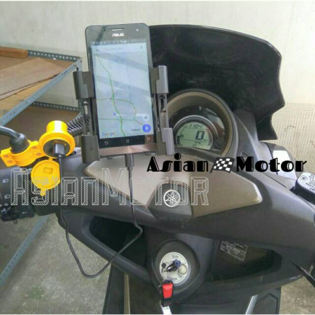 Casan Hp Di Motor Anti Air/ Charger Handphone Motor 5V-2A Universal ...