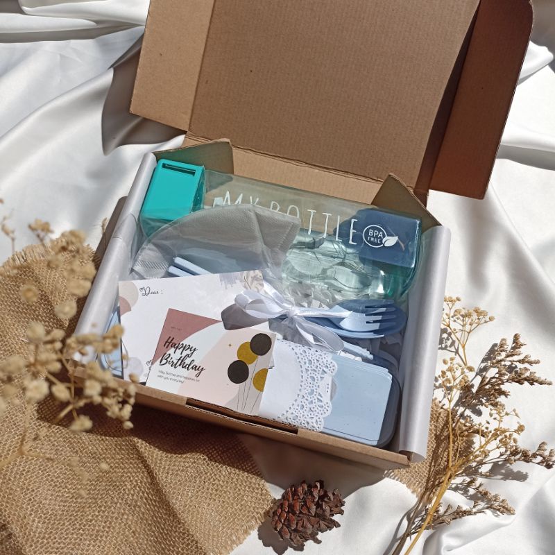 Jual Hampers New Normal Kit || Kado Wisudah Makassar || Kado Nikah | Shopee Indonesia