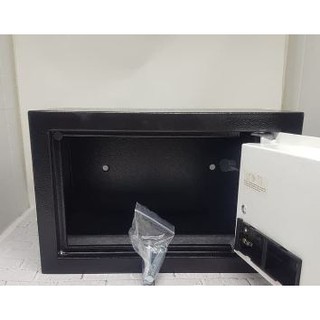 Jual Brankas Krisbow 35cm /Krisbow Brankas Uang Digital Safe Box ...