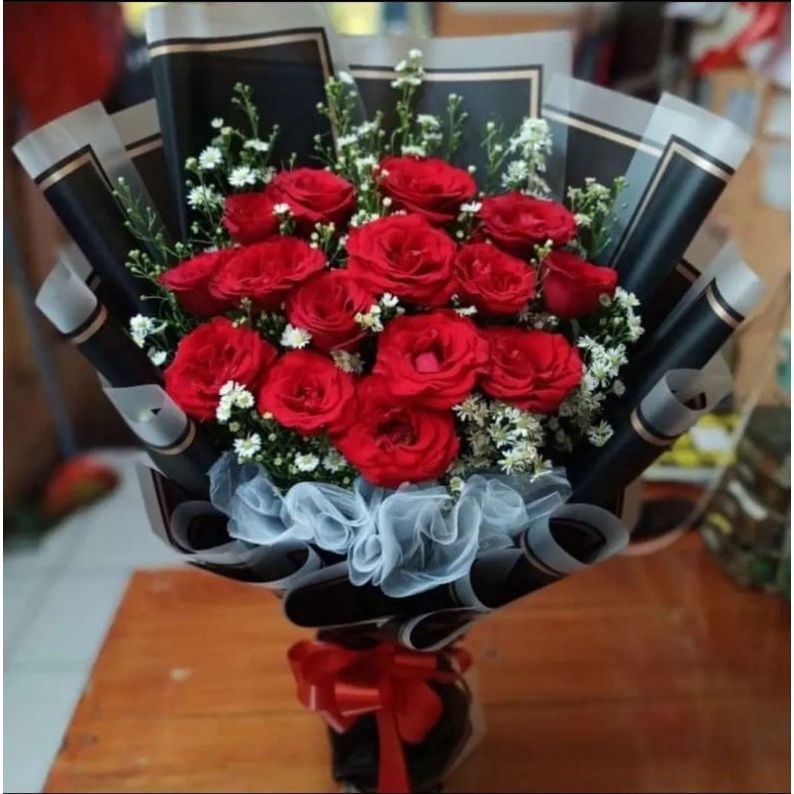 Jual Buket bunga segar, buket bunga mawar, buket bunga hadiah wisuda anniversary ultah | Shopee ...