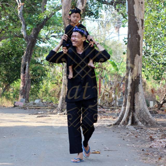 Jual Baju Pangsi - Baju Adat Hitam - Baju Tradisional - satu set ...