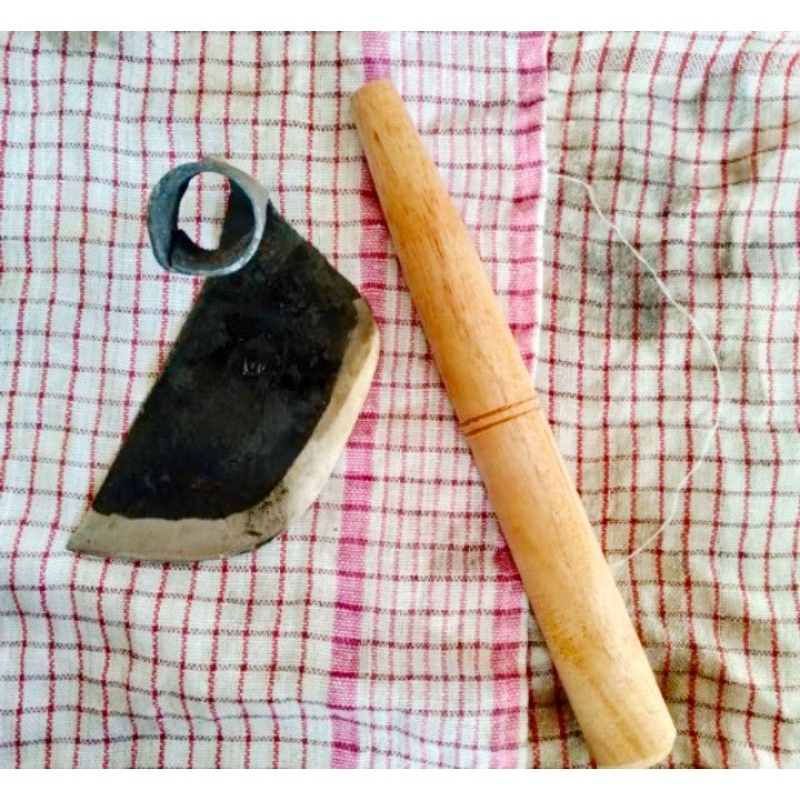 Jual cangkul mini atau kored baja asli gagang kayu serbaguna | Shopee ...