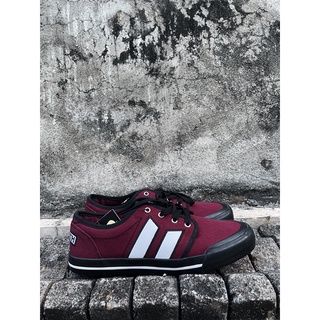 Jual Sepatu Macbeth Wallister Grape Black 2019 Release 100% Original ...