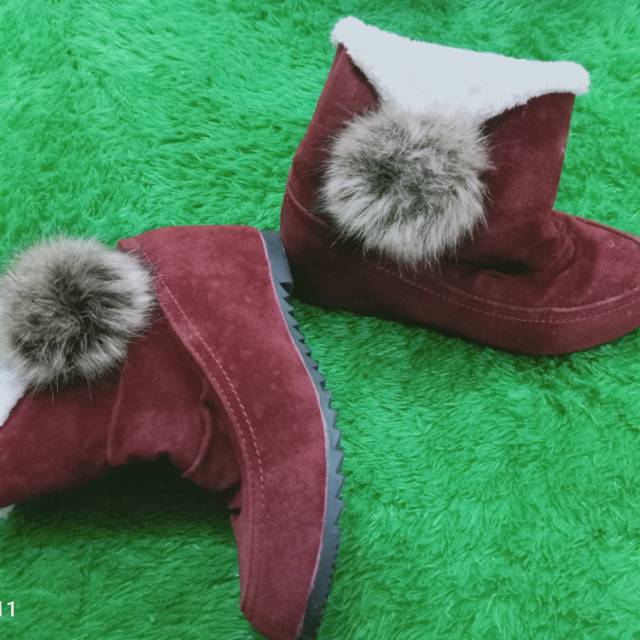 Harga Sepatu Booth Terbaru Feb 2026 | BigGo Indonesia