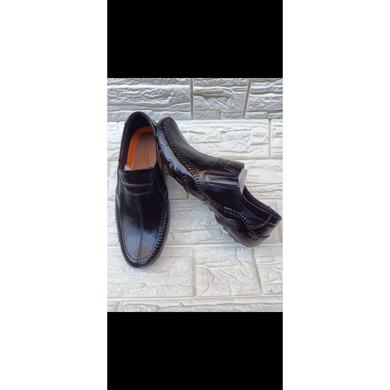 Harga Pantovel Terbaru Februari 2022 | BigGo Indonesia