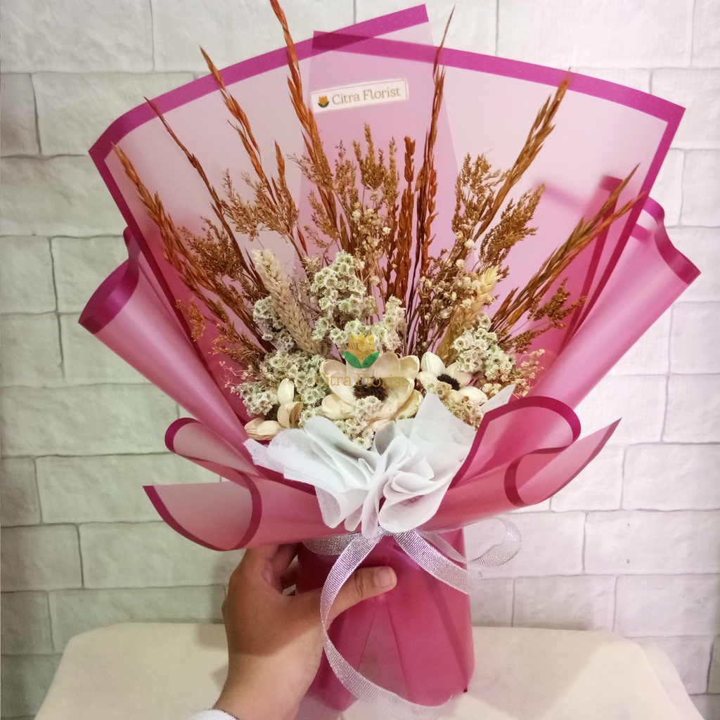 Jual Larasati Handbouquet / Buket Bunga Kering - Dried Flower Rangkaian ...