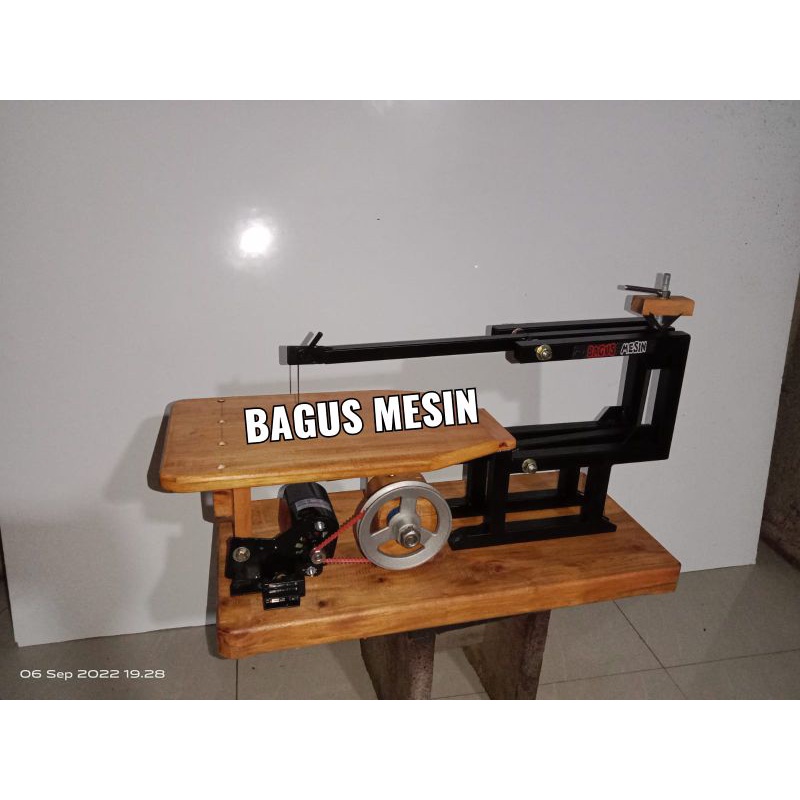 Jual scroll saw mesin gergaji kayu mesin ukir kayu dan akrilik | Shopee ...