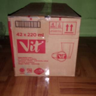 Jual Vit Minuman Kemasan Dalam Kardus !!! , 220 ml , 42 Pcs | Shopee ...