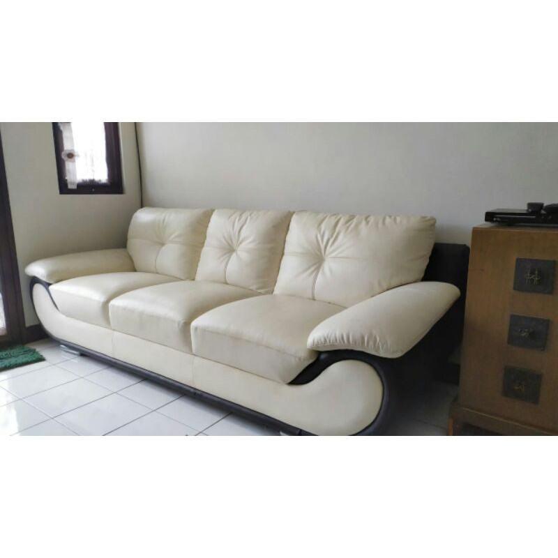 Harga Sofa Second Terbaru September 2022 Biggo Indonesia