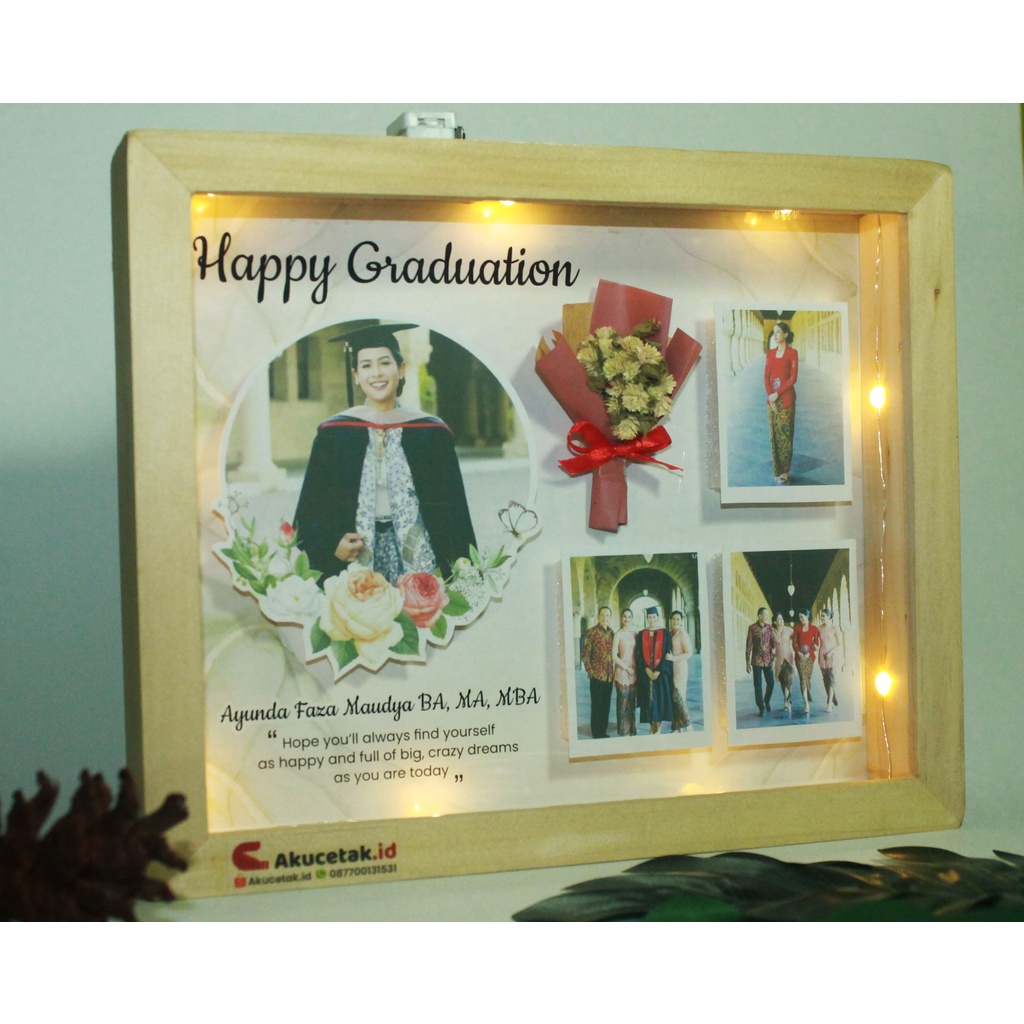 Jual Kado Wisuda Cowok Cewek Murah / Gift Wisuda / Hadiah Graduation Wisuda / Frame 3D Wisuda ...