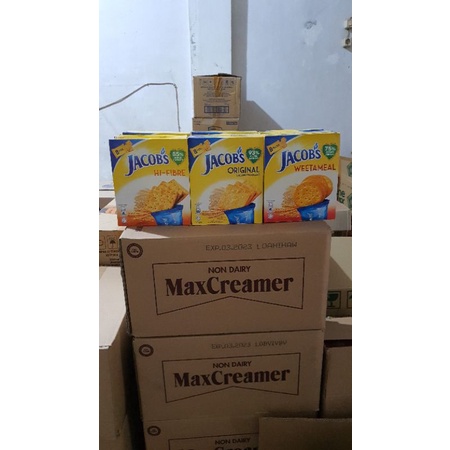 Jual Varian Roti Jacobs Cream Creakers Kotak Malaysia. | Shopee Indonesia