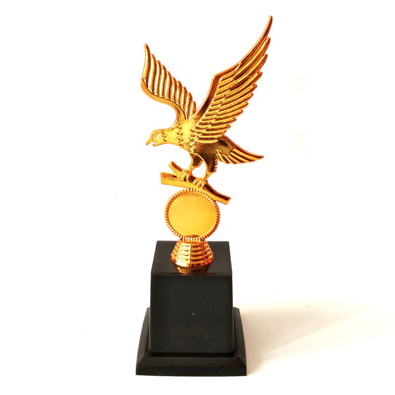 Jual Figur Piala - Figur Trophy Model Burung Garuda - Piala Polos Murah ...