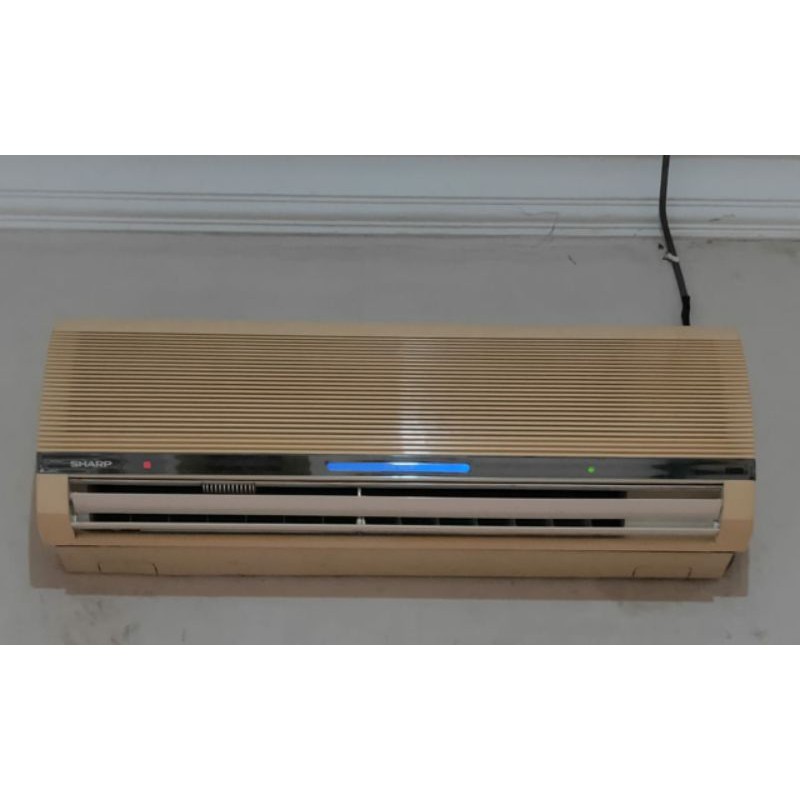 Jual AC Sharp PlasmaCluster 3/4 PK kondisi hidup, baca deskripsi ...