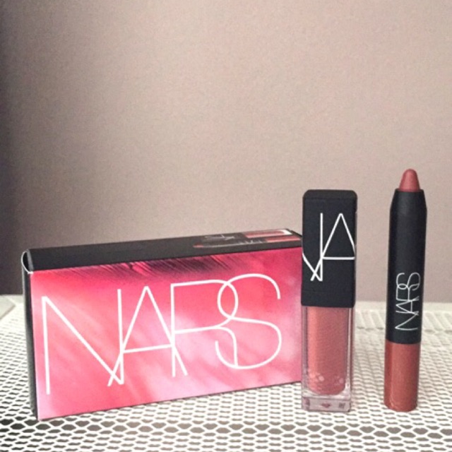 Jual NARS Fever Dream Undressed Lip Duo Limited Edition | Shopee Indonesia