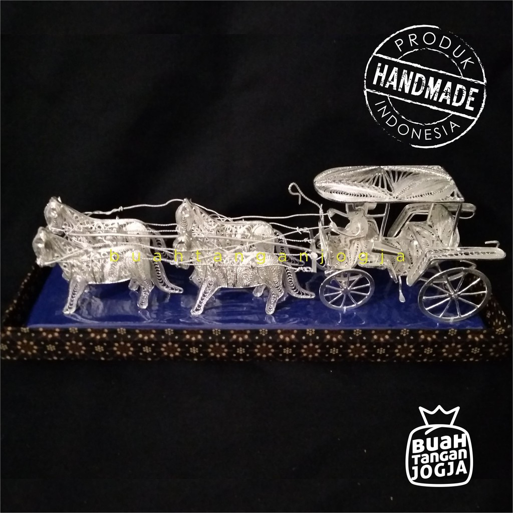 Jual Miniatur Andong 4 Kuda Lapis Perak - Kerajinan Khas Kotagede Jogja Indonesia|Shopee Indonesia