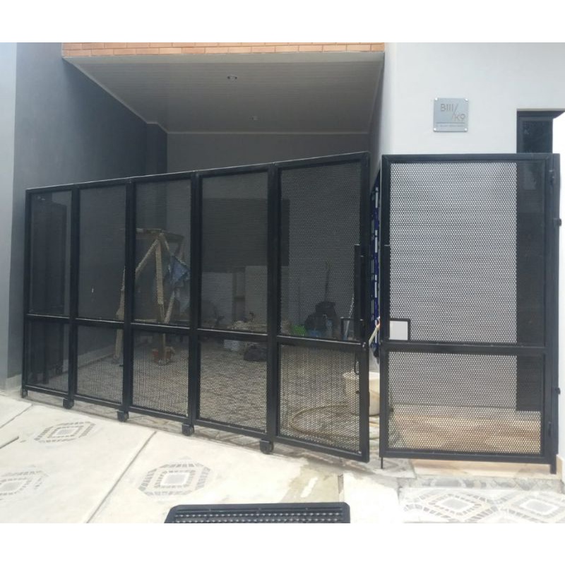 Jual Pagar dorong industrial expanded perforated model rel lengkung ...