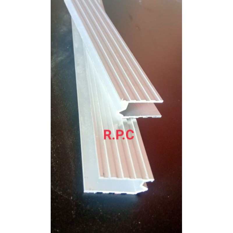Jual LIST ALUMUNIUM M 150cm list M list U alumunium propil list ...