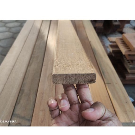 Jual Lantai Kayu Pagar Dinding Tutup Chamber Kolam Decking Bengkirai ...