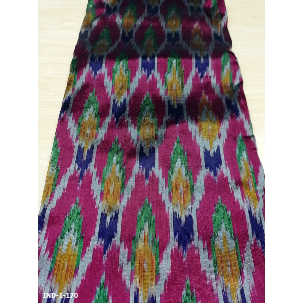 Jual Kain Tenun Ikat Sutra Bugis Makassar Ungu - Tenun Sengkang IND-1 ...