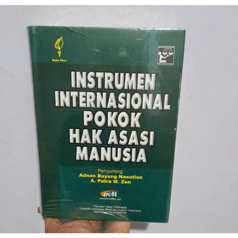 Jual Instrumen Internasional Pokok Hak Asasi Manusia - Adnan Buyung Nasution Buku Asli HVS ...