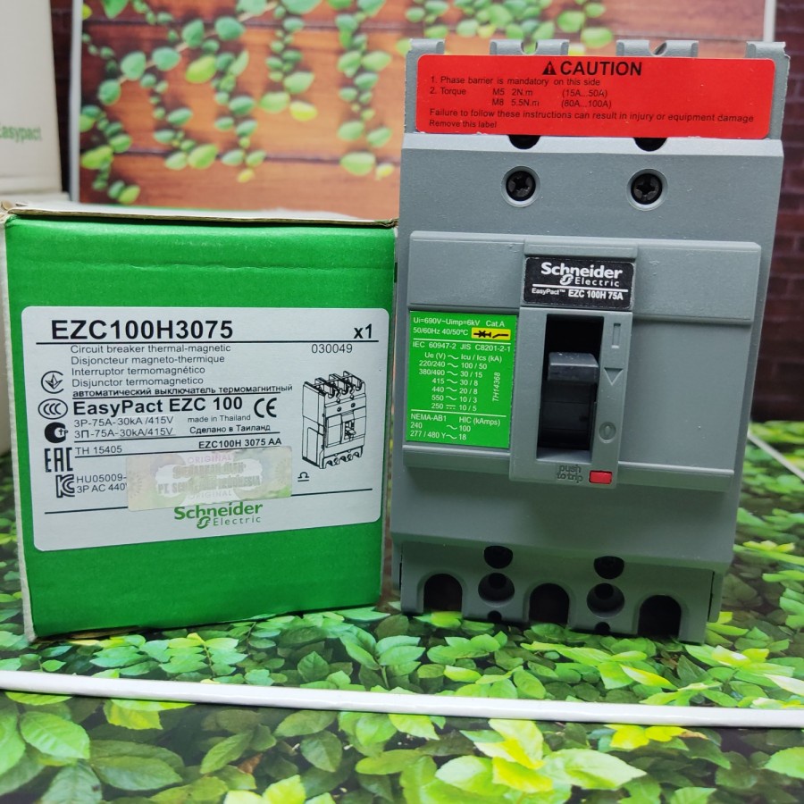 Jual MCCB Breaker Schneider Elektrik EZC100H 3p 75A 3phase 75 A EZC100H3075 | Shopee Indonesia