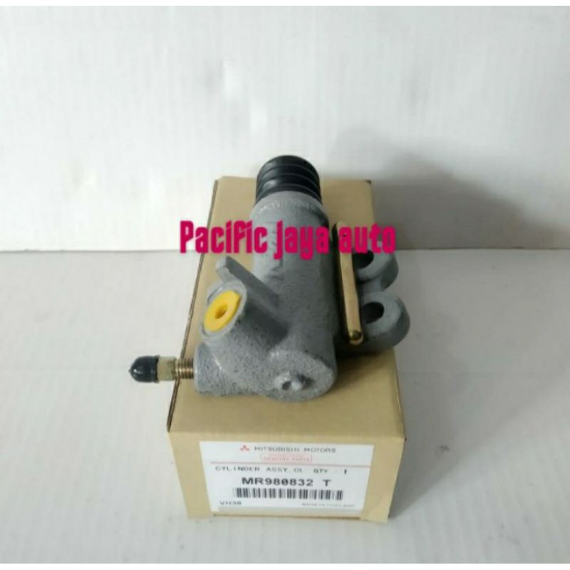 Jual Clutch operating assy/master kopling bawah mitsubishi triton 2.500 ...