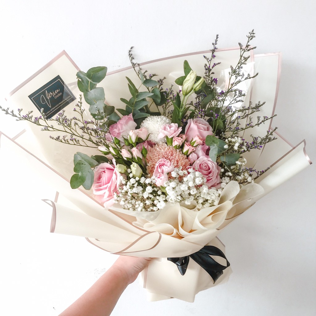 Lovely Size Small Mix Bouquet - Buket Bunga Campur Rustic Wisuda ...