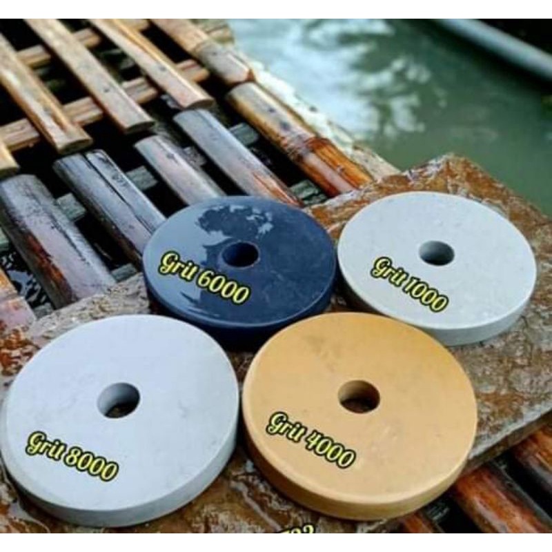 Jual Batu asah asli alam batu bulat isi 4 ps lebar lingkaran 14 cm ...