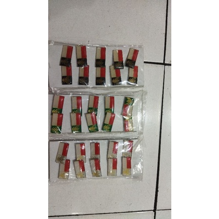Jual PIN MERAH PUTIH GAMBAR PUTIH. HITAM. HIJAU | Shopee Indonesia