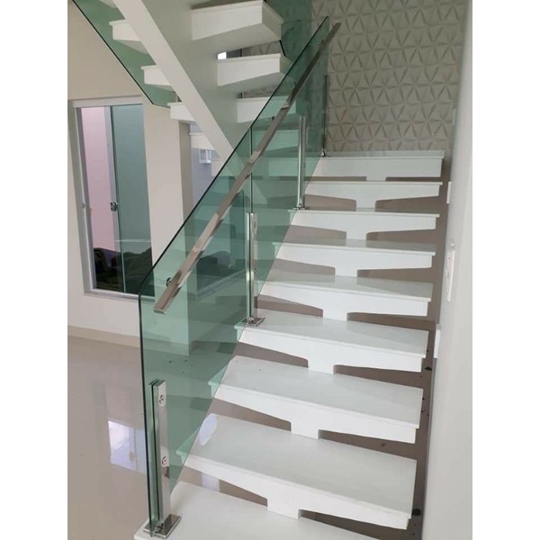 Jual railling tangga kaca tempered custom besi/stainless/non frameless ...