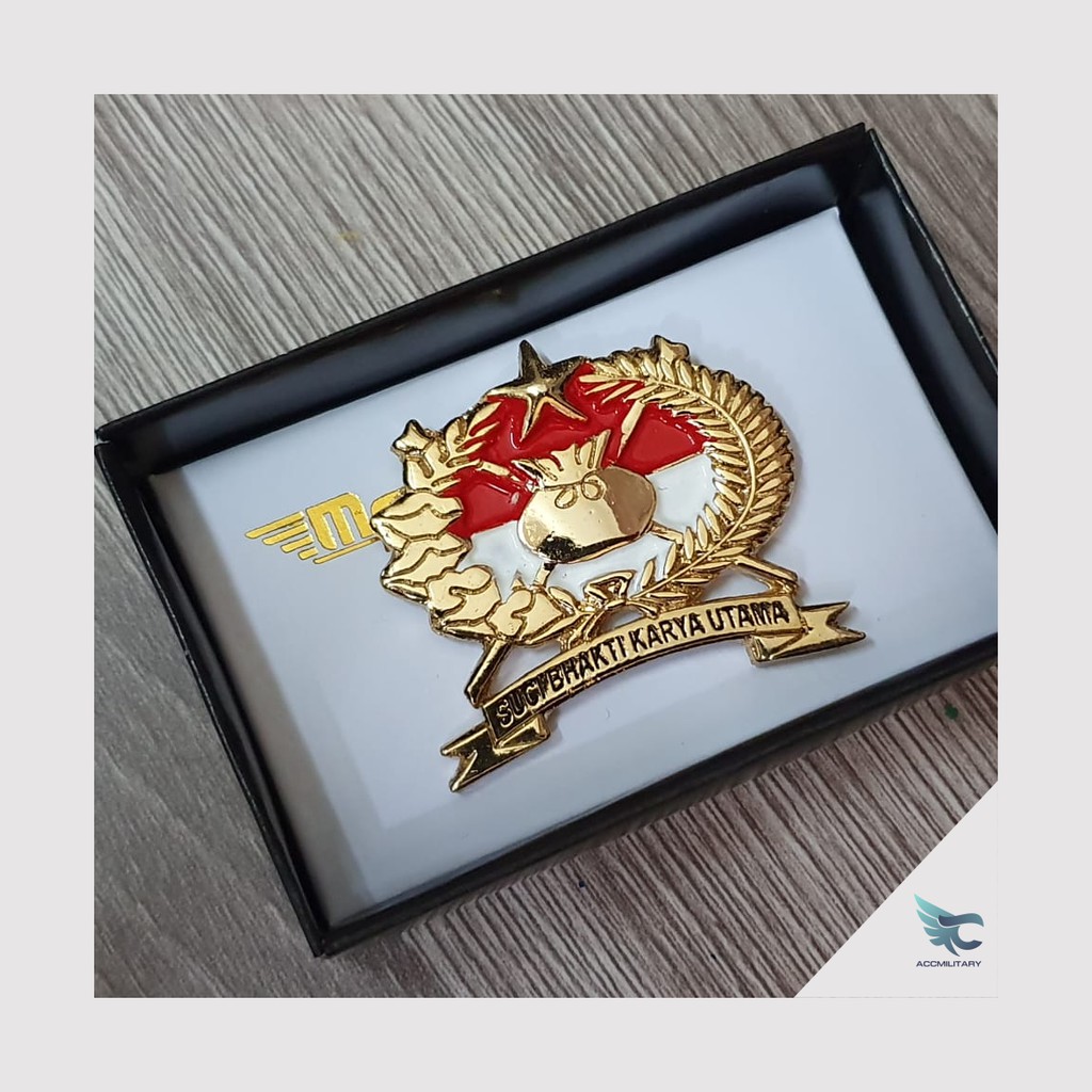Jual Brevet Wing CKU MERAH PUTIH Brivet Pin | Shopee Indonesia