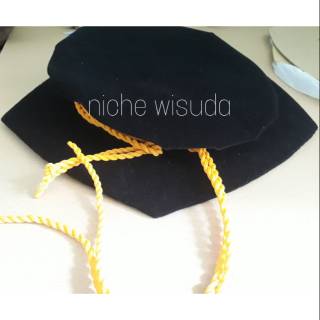 Topi Toga Wisuda UNPAD | Shopee Indonesia