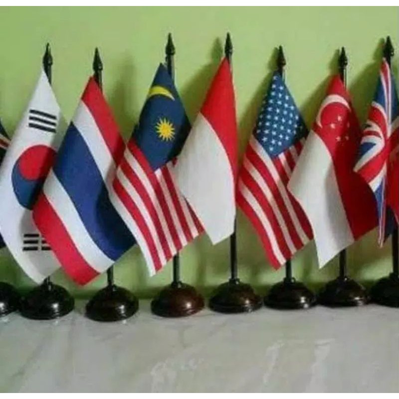Jual bendera meja dan tiang bendera kayu / bendera ruangan kantor ...