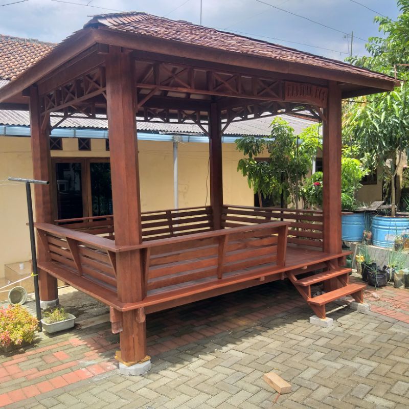 Jual Gazebo Kayu Kelapa Model Minumalis, Tiang Motif Segi 8 Ukuran 3x2 ...
