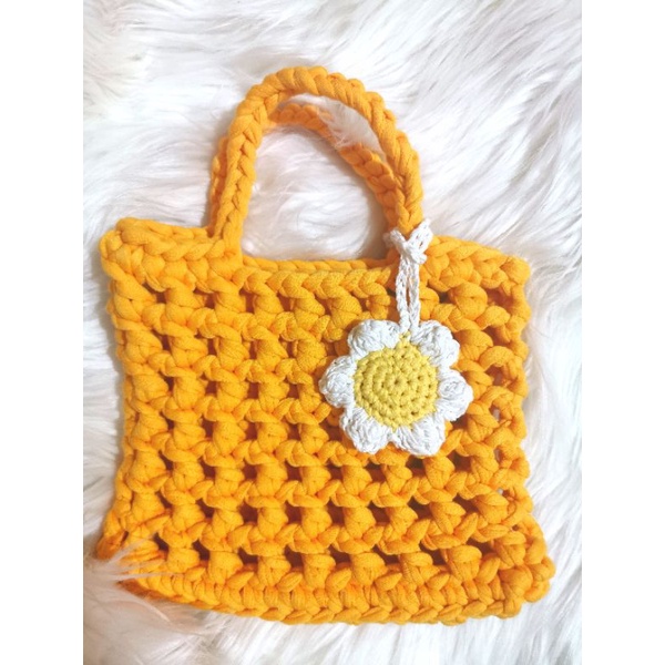 Jual bag charm daisy rajut handmade gantungan tas bunga crochet ...