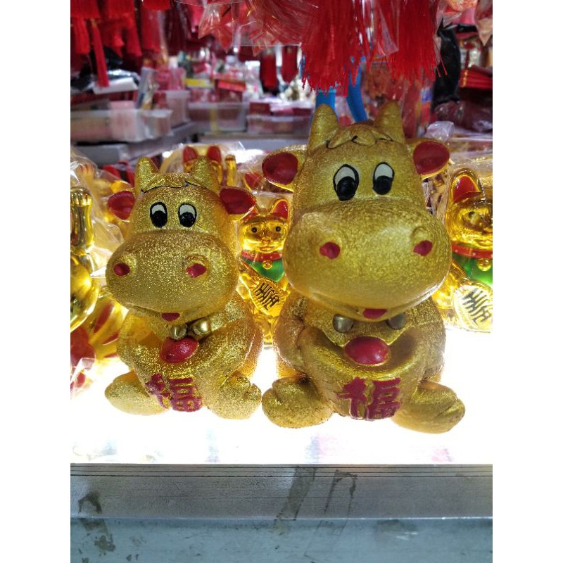 Jual patung celengan sapi duduk besar | Shopee Indonesia